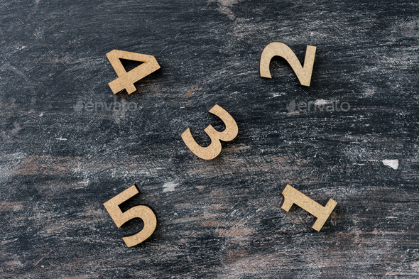 Numbers 1, 2, 3, 4, 5 on a dark vintage wooden background. Stock Photo ...