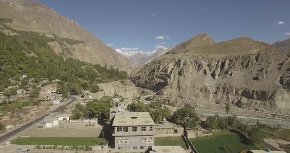 Mountain road Hunza valley, Ganish Village, Gilgit Baltistan, Pakistan ...