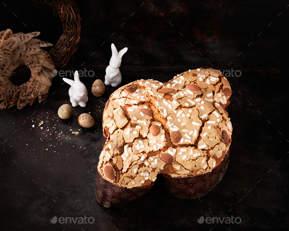 Colomba Pasquale, Italian Easter Dove Sweet Bread Colomba di Pasqua on ...