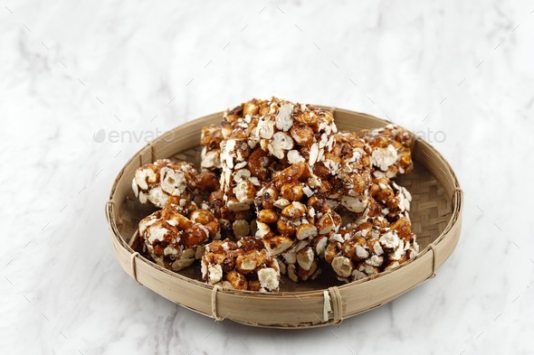 Borondong Jagung, Indonesian Traditional Popcorn Stock Photo by ...
