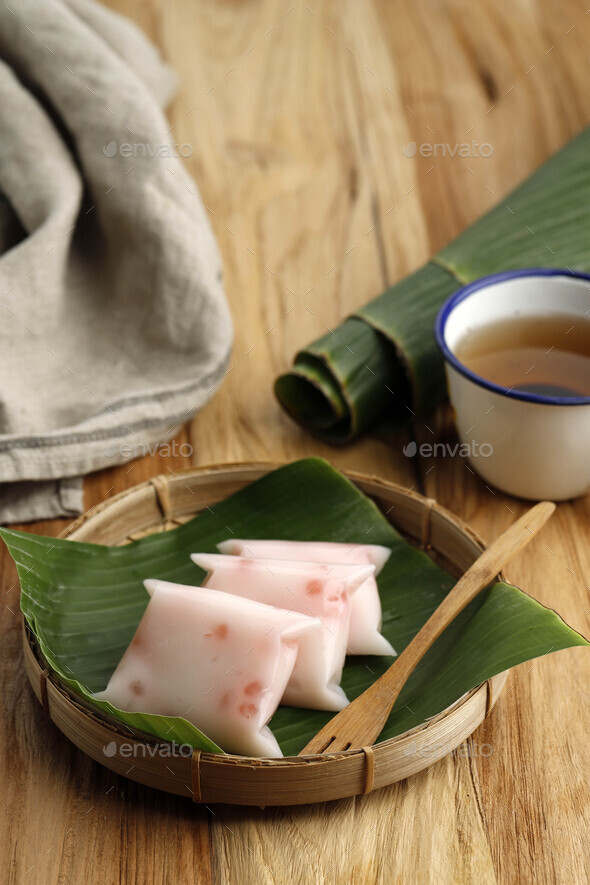 Cente Manis Indonesian Mung Bean Pudding with Pearl Stock Photo by ...