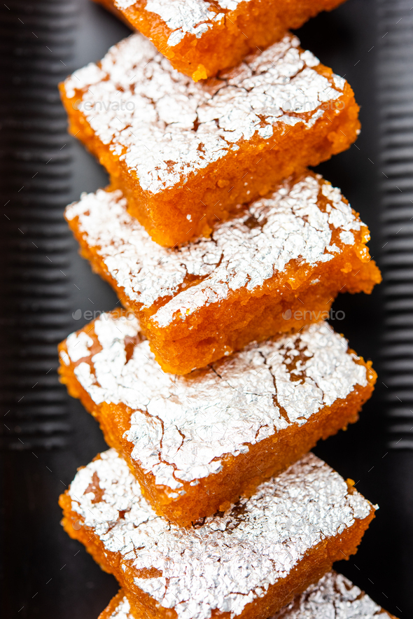 Moti Pak or Motichur barfi/motichoor burfi is a popular indian sweet ...