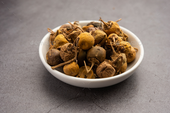 Ayurvedic Choti Kateli also known as Kantkari or Solanum Surattense ...