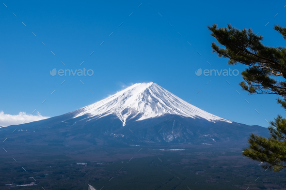 View of Mount Fuji, Mount Fuji's exceptionally symmetrical cone of ...