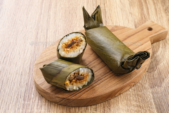 Arem-arem, a traditional Indonesian food made from rice Stock Photo by ...