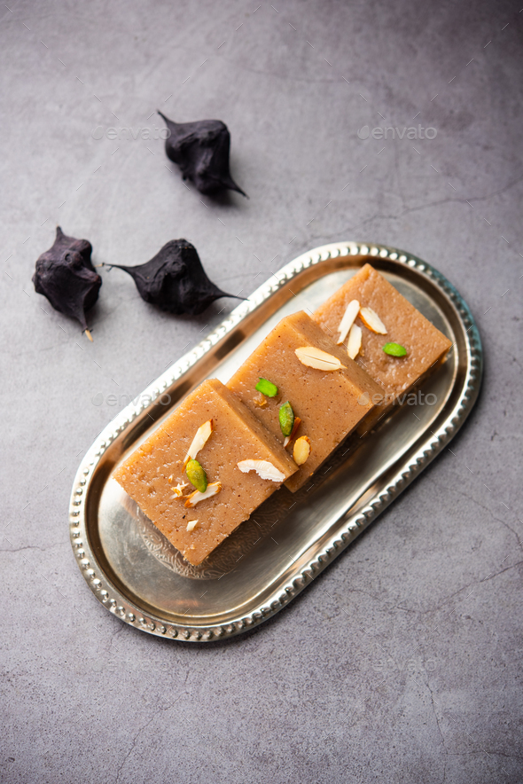 Singhara Barfi or Singhada burfi or halwa made using water chestnut ...