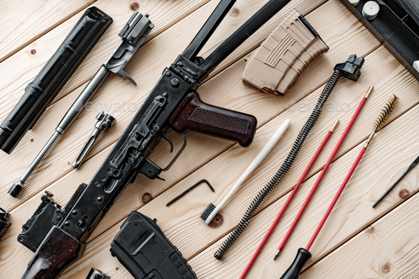 Gunsmith's working table for gun cleaning and maintaining Stock Photo ...