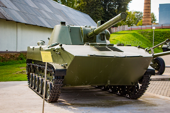 Exhibition of arms under the open sky, tank of the second world war ...