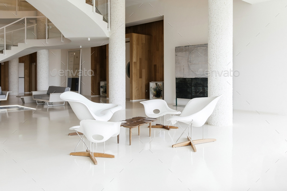 Modern interior design of a leaving room with white furniture Stock ...