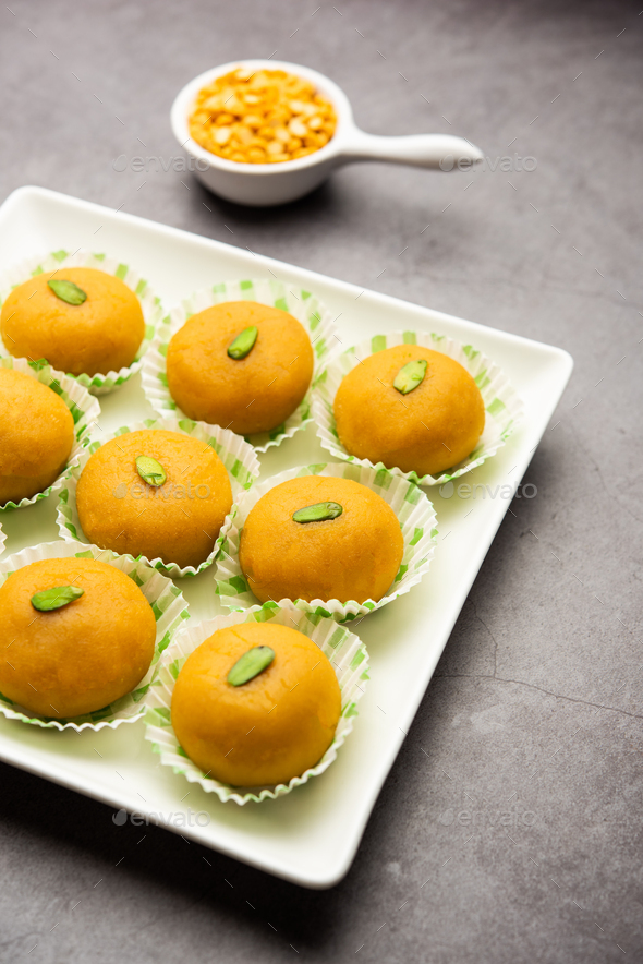 Besan Peda,pedha, pera. Popular Indian mithai prepared using gram flour ...