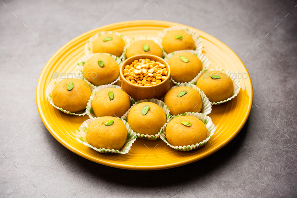 Besan Peda,pedha, pera. Popular Indian mithai prepared using gram flour ...