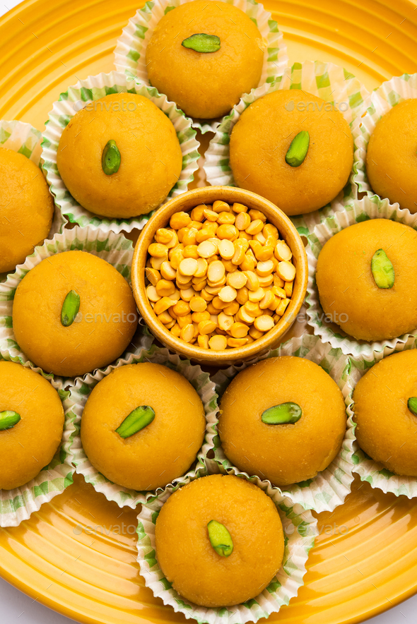 Besan Peda,pedha, pera. Popular Indian mithai prepared using gram flour ...