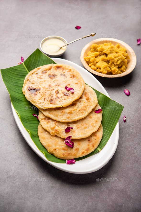 Puran poli, Puran roti, Holige, Obbattu, or Bobbattlu, is Indian sweet ...