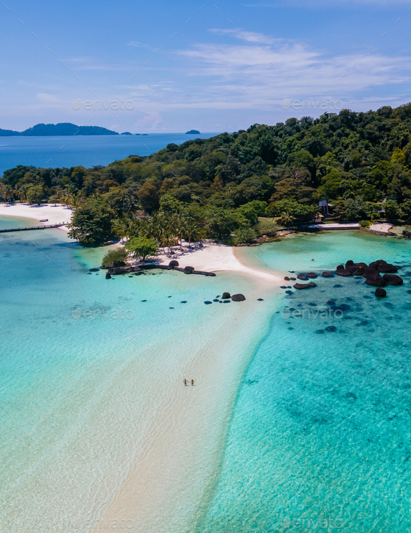 Couple man and women on a tropical island in Thailand, Koh Kham Island ...