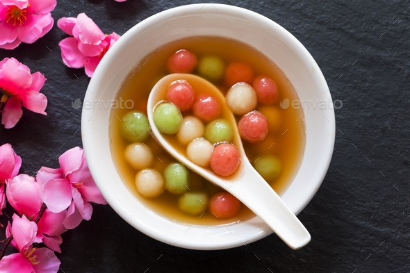 'Tang Yuan' Chinese traditional sweet food Stock Photo by dorisjs ...