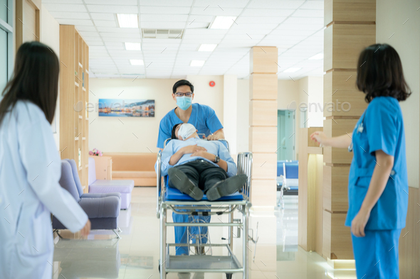 emergency patient concept, professional doctor working for help ...