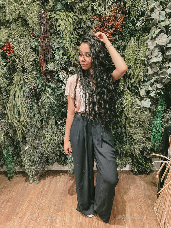 Green, mana, pose Stock Photo by jocienemelo | PhotoDune