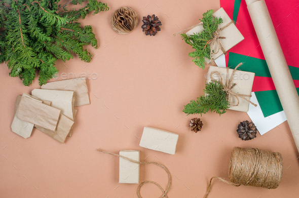 Christmas wrapping background with gift boxes in craft paper Stock ...