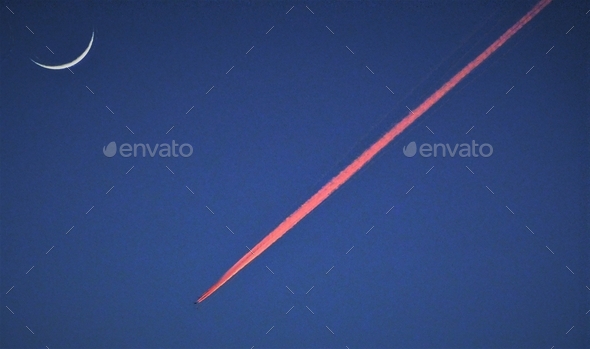 Beautiful Night Sky! A flaming jet streak in the sky with a new moon ...