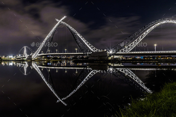 The elegant Matagarup Bridge over the Swan River in Perth, Western ...