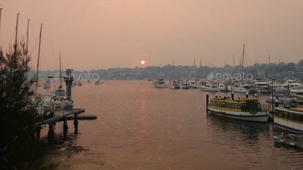 Red sky full of smoke from bushfires in Australia Stock Photo by Angela ...