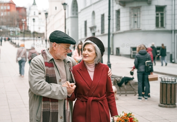 Elderly senior love couple. Old retired man woman together on romantic ...
