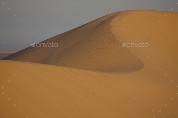 Gorgeous sandscape landscape of light & shadows on soft, gigantic sand ...
