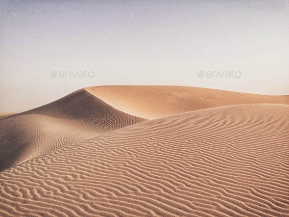 Beautiful desert sand dune in Qatar. Nature, sand, empty, Middle East ...