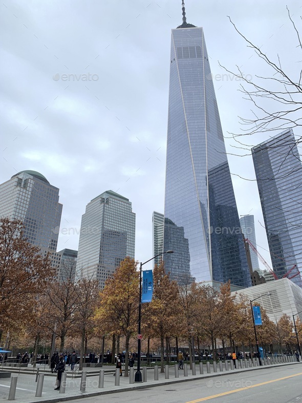 One World Trade Center and September 11 Monument in New York City Stock ...
