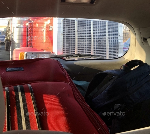 Truck tailgating at interstate putting good drivers in danger. Safe ...