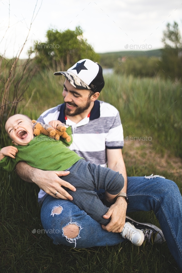 Father and son spend time together. Happy fatherhood. Father's Day ...