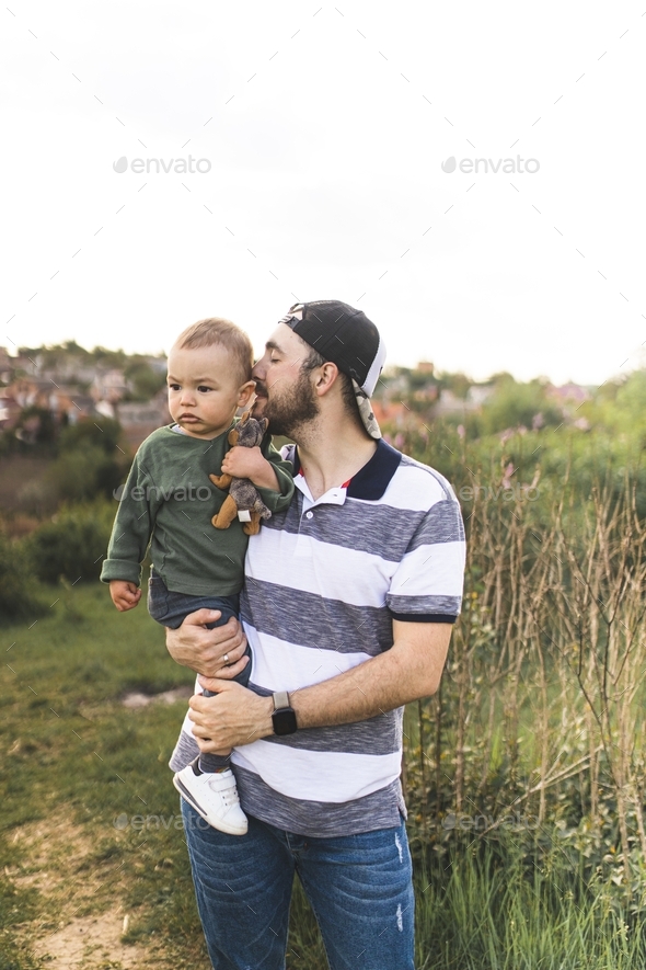 Father and son spend time together. Happy fatherhood. Father's Day ...
