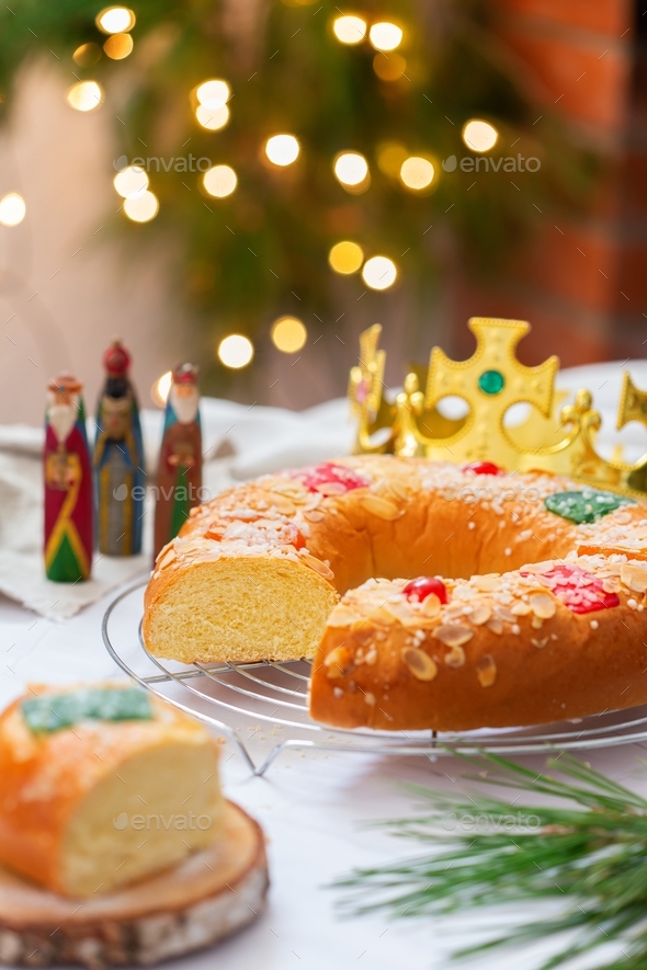 Traditional Spanish Epiphany cake, Roscon de Reyes with festive ...