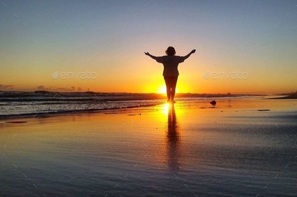 Inspirational moments at sunset and golden hour in beach landscape in ...