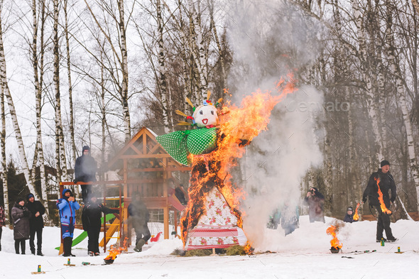 Fire show performance on Russian ethnic carnival Maslenitsa- Pancake ...