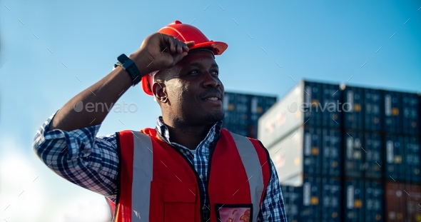 Foreman control Shipping container site loading in logistic port ...