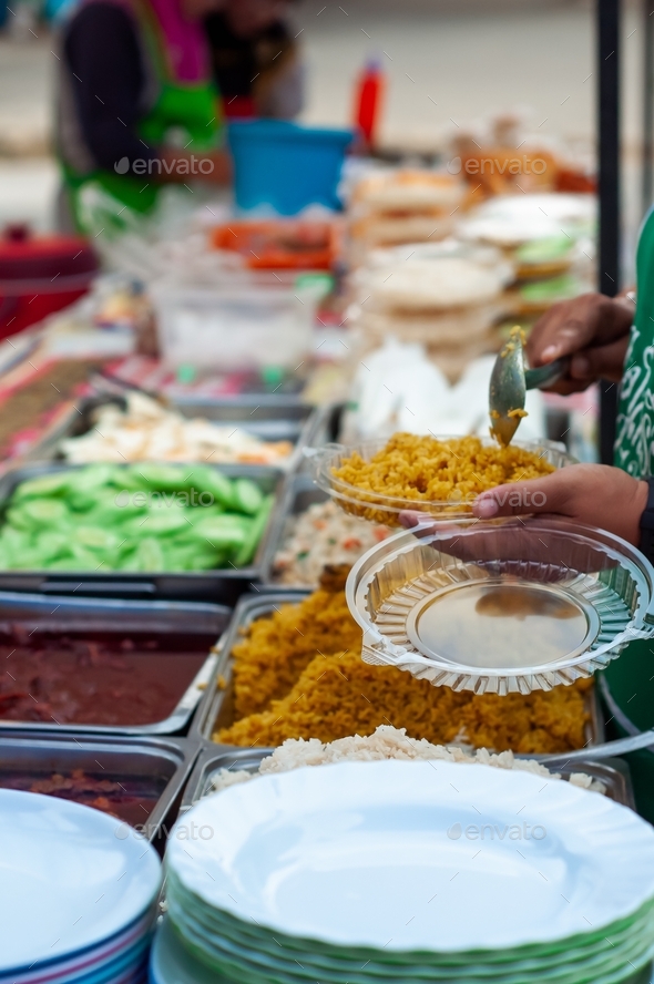 halal stall selling rice for breakfast with various other food ...