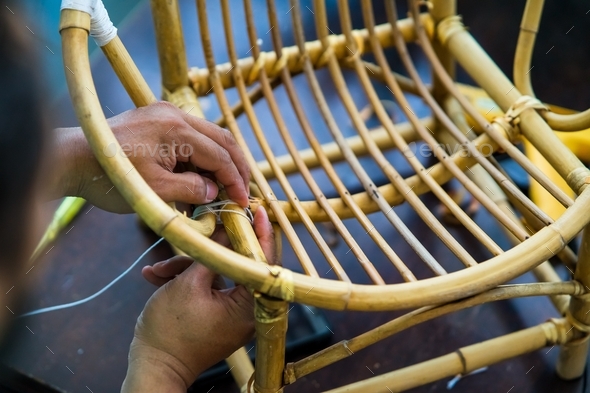 hand wrapping white thread to fix the rattan chair. upcycling and ...
