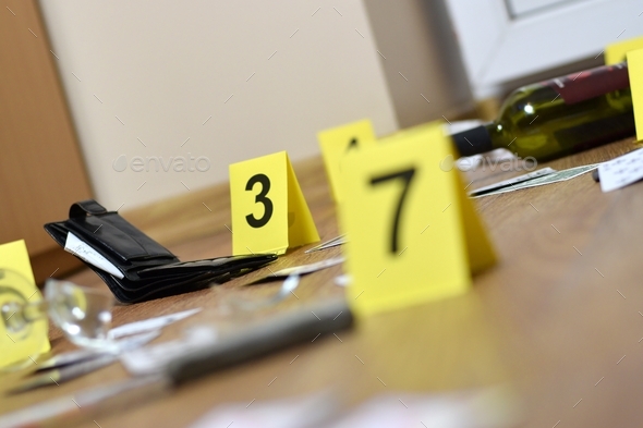 Crime scene investigation - numbering of evidences after the murder in ...