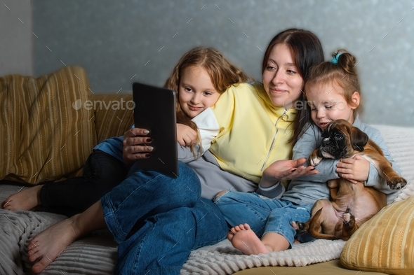 Online communication at home at a distance with family and friends ...