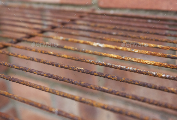 Rusty grill shows the end of the grilling season Stock Photo by reinasmyth