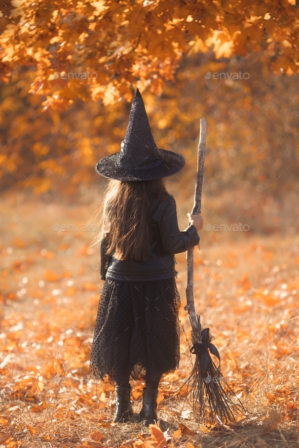 Faceless portrait of young girl with beautiful long brown hair dressed ...