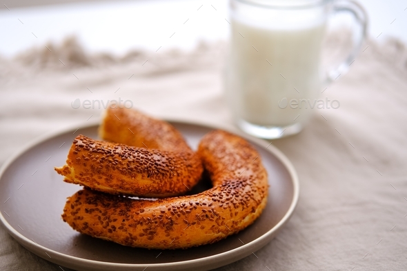 Simit, circular bread with sesame seeds, traditional Middle Eastern ...