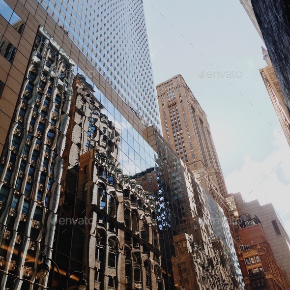 Reflection - New York office building mirror like window reflecting ...