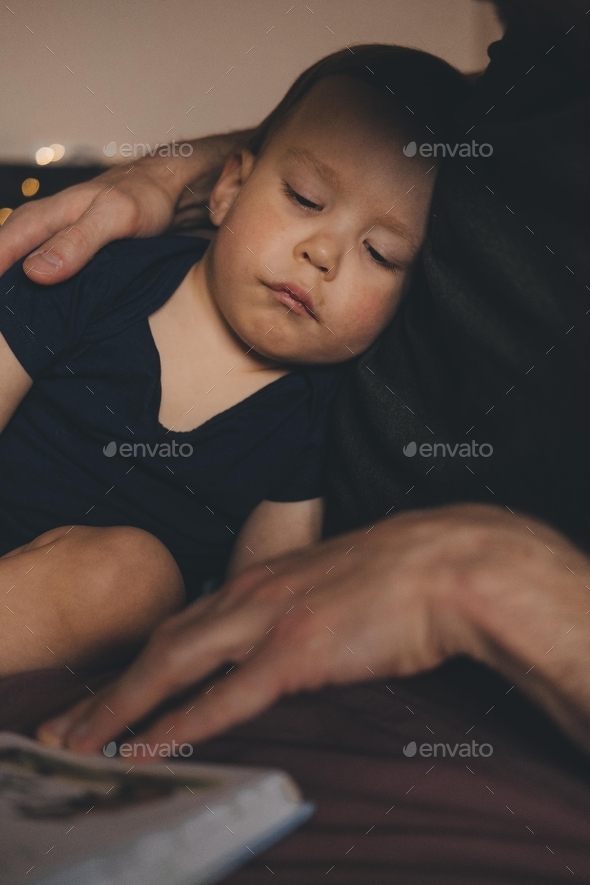 daddy's hands hug tired sad upset son Stock Photo by Bagler_kat | PhotoDune