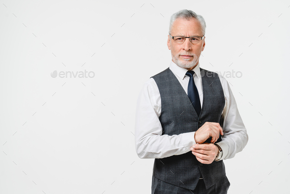 Smart caucasian successful confident mature middle-aged businessman ceo ...