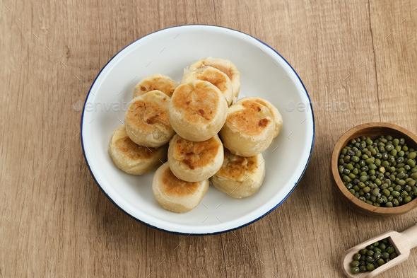 Bakpia, Bakpia Pathok is a typical Yogyakarta food Stock Photo by ...