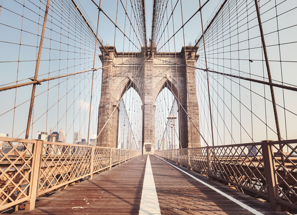 Picture of the Brooklyn Bridge, color toning applied, New York City ...