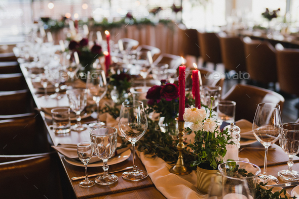 Coziness and style. Modern event design. Table setting at the wedding ...