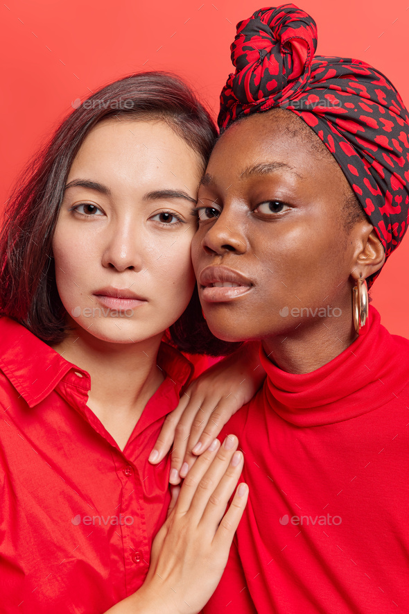 Photo of female models look seriously have confident face expressions ...